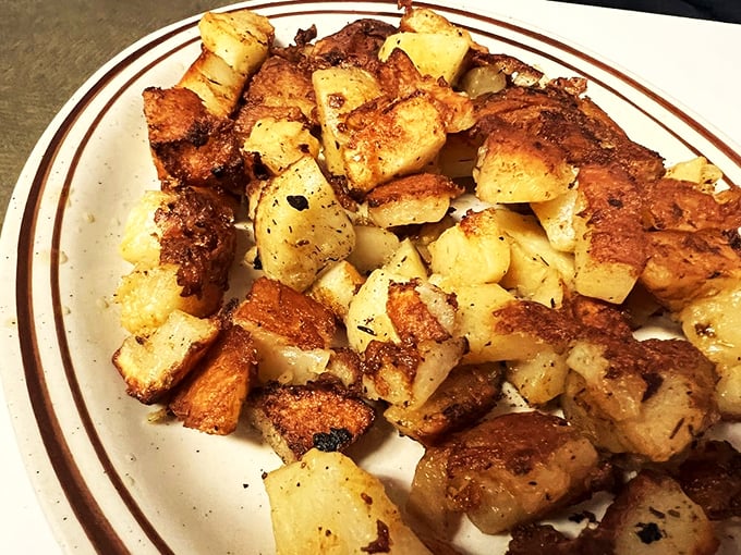 These home fries are so perfectly golden and crispy, they deserve their own Instagram account. #PotatoPerfection