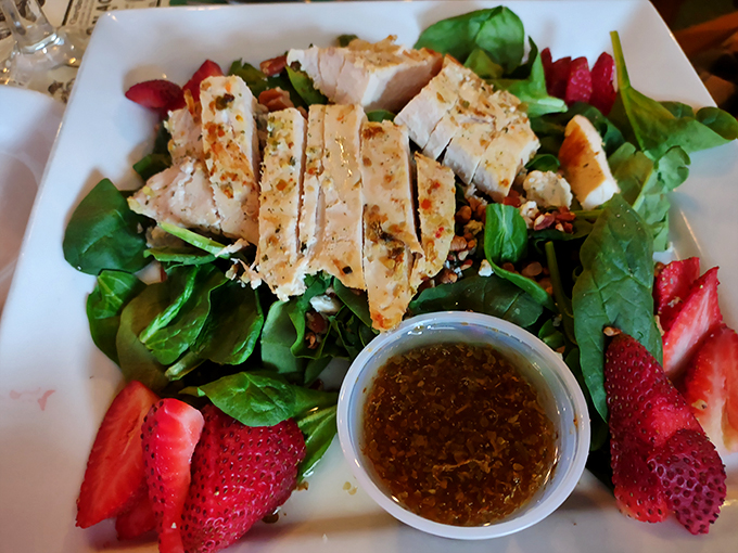 Who says you can't make friends with salad? This colorful plate is proof that sometimes, lighter fare can be just as satisfying.