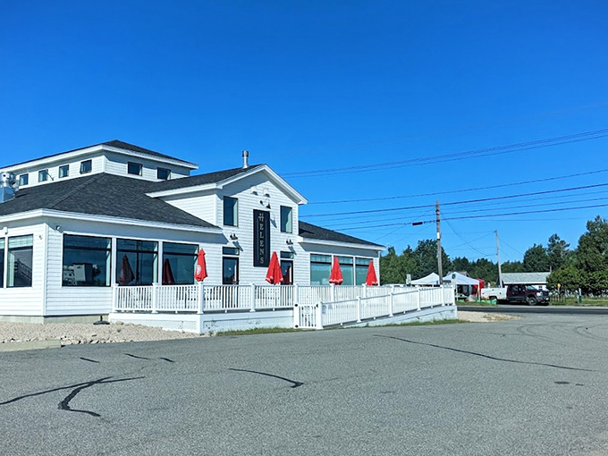 A postcard-perfect slice of Maine. Helen's exterior invites you to step into a world where great food and warm hospitality are always on the menu.