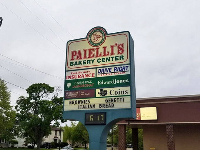 The sign that launched a thousand sugar rushes. Paielli's Bakery Center: Where diets come to die and happiness is born.