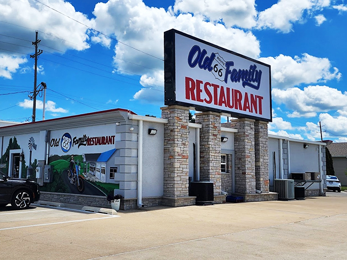 Stone columns and clean lines make this roadside restaurant as inviting today as diners were in Route 66's heyday.