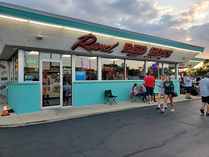 The evening crowd gathering outside tells you everything you need to know&mdash;good food brings good people together.