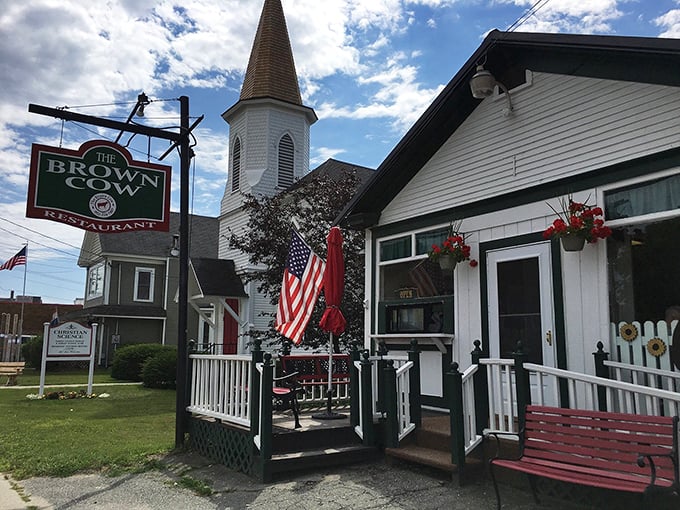 The Brown Cow: where American flags wave, church bells chime, and pancakes are always on the menu. Norman Rockwell, eat your heart out!