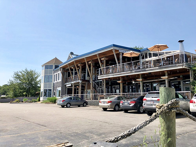 Park your worries at the door. Federal Jack's exterior promises a nautical adventure that's more exciting than finding buried treasure… and tastier too!