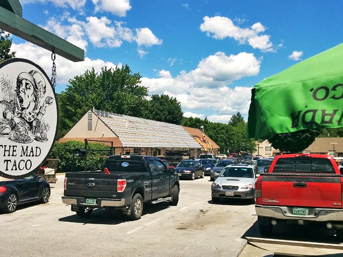 Taco 'bout popular! The Mad Taco's packed parking lot is a testament to its deliciousness. Better come early or prepare to circle!