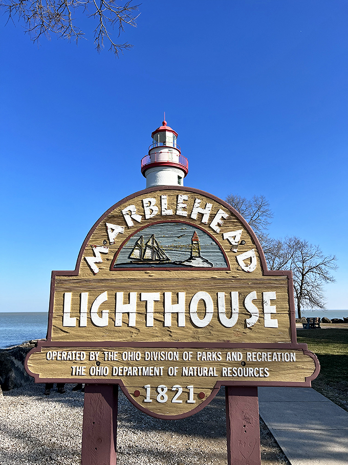 Welcome to 1821! This sign is your ticket to time travel, no flux capacitor needed.