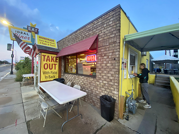 Midnight munchies? No problem! This late-night takeout window is like a beacon of hope for hungry night owls everywhere.