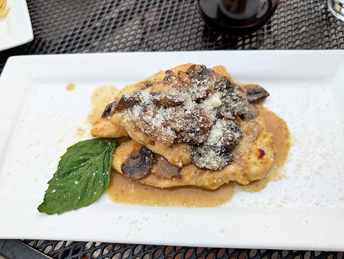 The star of the show: Chicken Marsala that's so good, it deserves its own Broadway musical. Move over, "Hamilton" – it's time for "Marsala: An American Poultry." Photo credit: Claes Mogren