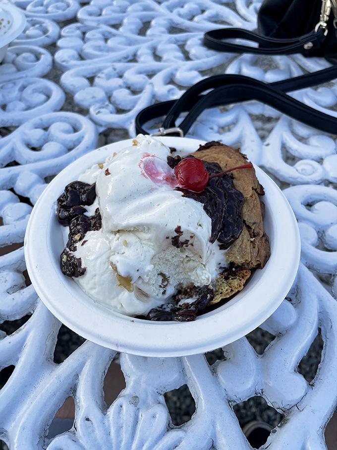 Sweet dreams are made of this! A dessert so good, it'll have you contemplating whether to share or claim temporary insanity and eat it all yourself.