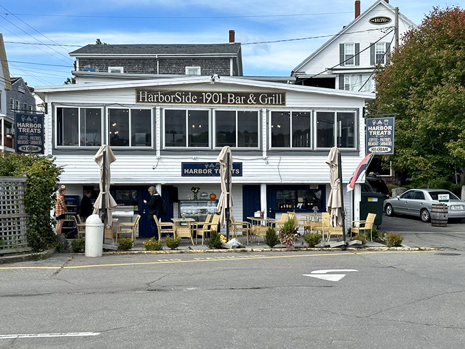 Alfresco dining with a side of people-watching. HarborSide's outdoor seating area is the perfect spot to enjoy your meal and pretend you're in a quaint European village &ndash; with better seafood.