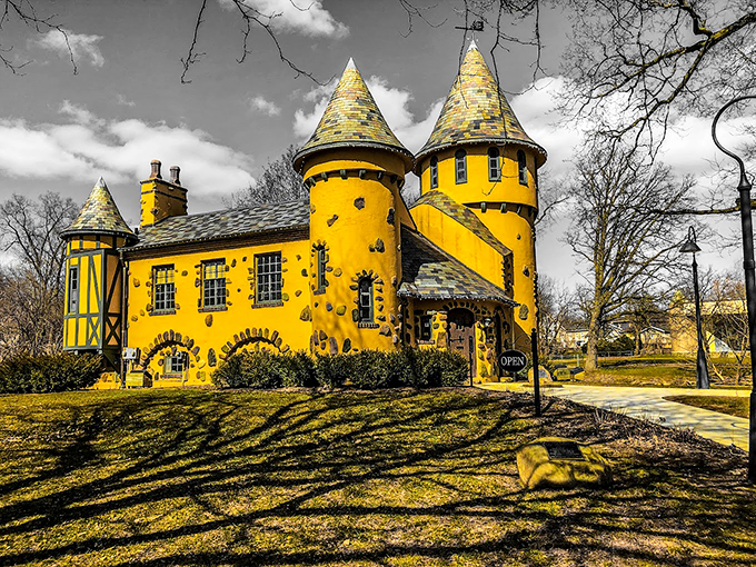 1b. curwood castle owosso