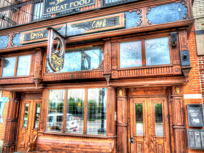 Raven Caf&eacute;: Where literature meets latte! This charming Port Huron spot serves up books and brews with a side of Gothic allure.