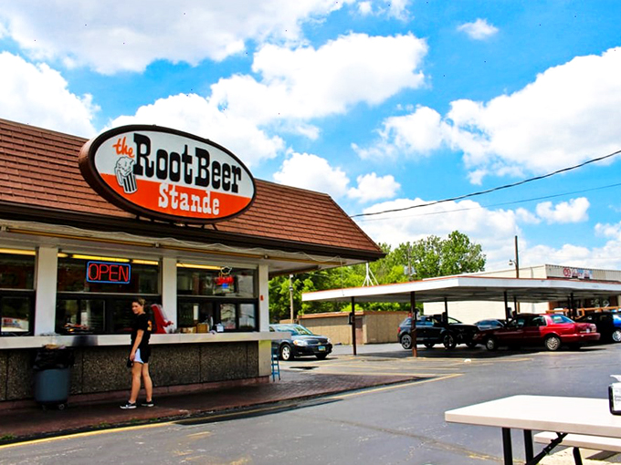 Step back in time! This Dayton drive-in serves up nostalgia in frosty mugs, making you wonder if your DeLorean hit 88 mph.