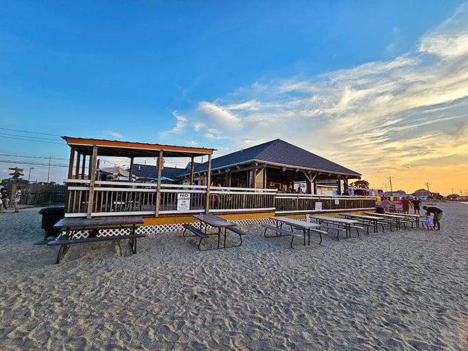 Sunset paradise found! Dock's Beach House serves up coastal vibes and lakeside lounging that'll make you forget you're in Ohio.