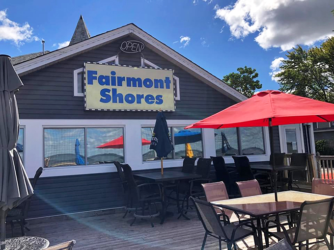 Ahoy, flavor seekers! Fairmont Shores' deck is where lake views and comfort food collide in a symphony of summer bliss. Photo credit: Fairmont Shores