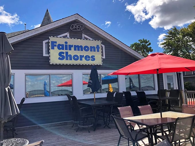 Ahoy, flavor seekers! Fairmont Shores' deck is where lake views and comfort food collide in a symphony of summer bliss. Photo credit: Fairmont Shores