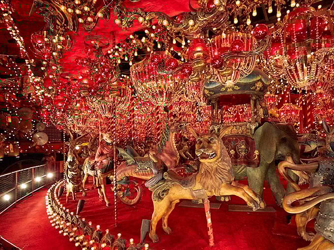 A kaleidoscope of curiosities! This dizzying carousel room is like Willy Wonka's fever dream meets steampunk paradise.