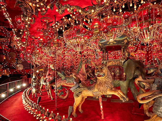 A kaleidoscope of curiosities! This dizzying carousel room is like Willy Wonka's fever dream meets steampunk paradise.