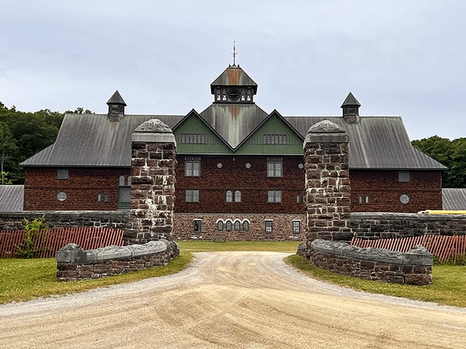 Where Downton Abbey meets Old MacDonald. This majestic barn could host a medieval feast or a cow beauty pageant!