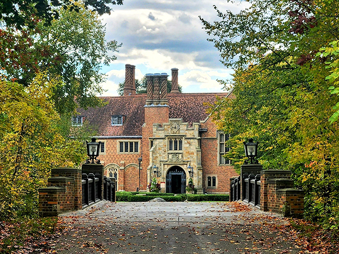 Brick by brick, a Gatsby-esque dream come true. Meadow Brook Hall whispers tales of 1920s opulence in every ornate detail.