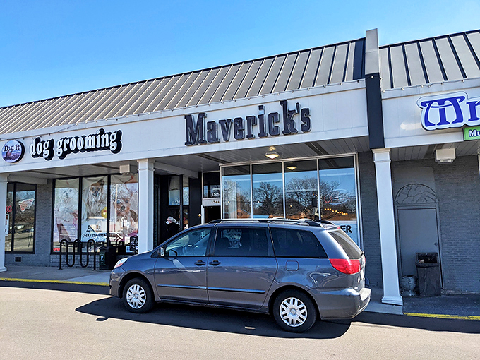 No frills, all thrills at Maverick's. Their roast beef sandwich is so good, you might forget your own name while eating it.