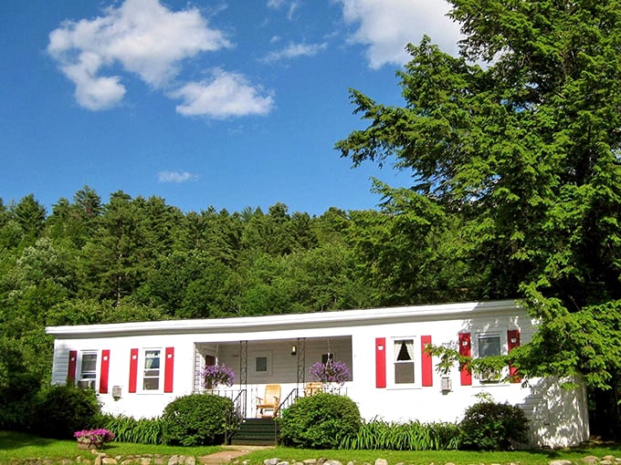 Quaint charm meets cozy comfort. This orchard's farmhouse could be the setting for a Hallmark movie about apples.
