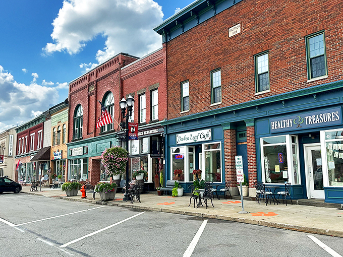 That water tower's not just for show! It's like a giant metal lollipop watching over this quaint slice of Americana.