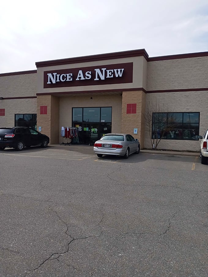 Time to shop! You can find great quality clothes and treasures that look nice as new right here!