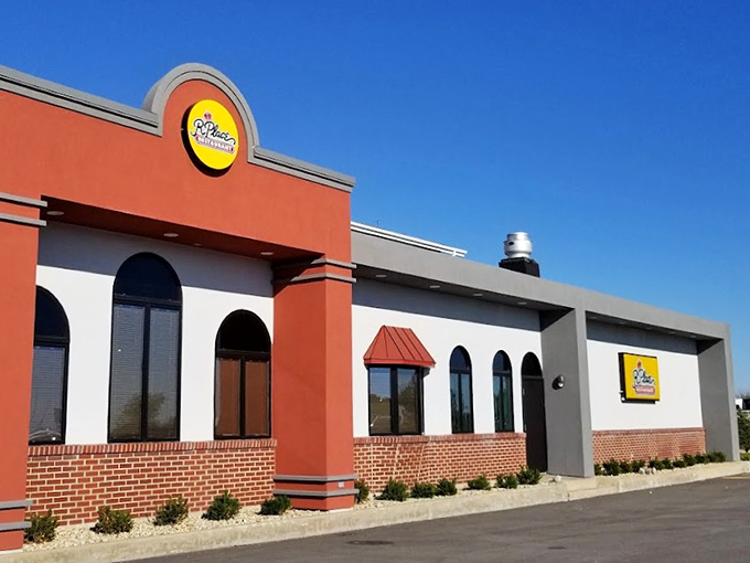 Step into this time capsule of flavor! RPlace's retro charm will transport you faster than Doc Brown's DeLorean.