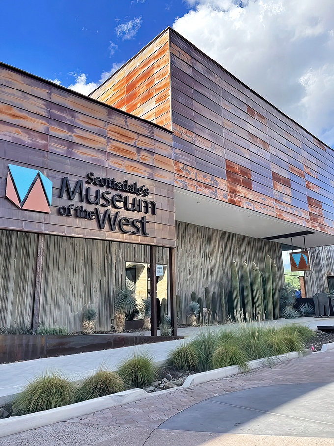 Saddle up for style! Scottsdale's Museum of the West is where cowboy cool meets modern marvel.