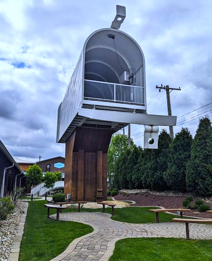 Return to sender? Not likely. This colossal Casey creation gives 'going postal' a whole new meaning.