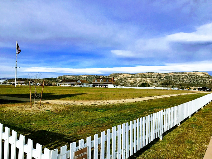 White picket fences and wide-open spaces&mdash;Camp Verde's Fort Verde State Historic Park preserves a slice of frontier history.
