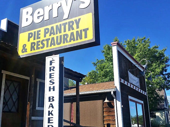 The vintage-style signage promises two of life's greatest pleasures: fresh-baked pies and home-style cooking under one cozy roof.