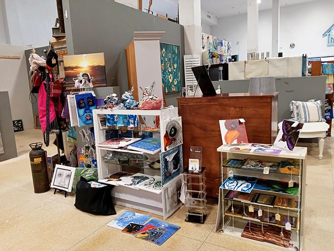 A kaleidoscope of creativity awaits! This artistic cornucopia is like stumbling into a Warhol fever dream &ndash; with a beachy twist.