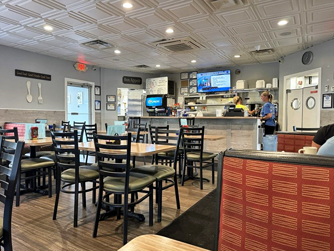 Step into a time capsule of comfort, where the decor whispers "1950s diner" but the welcome roars "21st-century hospitality."