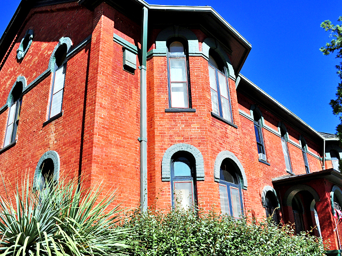 History's red-brick time machine! This Bisbee museum's facade is as striking as the tales it holds inside.