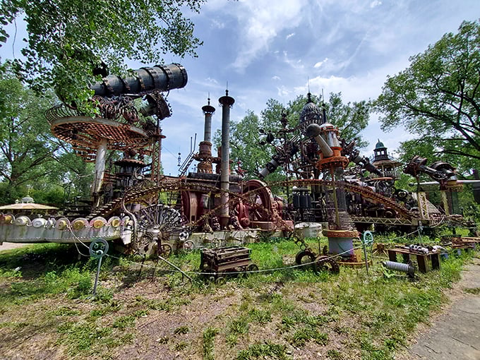 Steampunk paradise or time machine to awesomeness? Dr. Evermor's Forevertron is where Mad Max meets Willy Wonka.