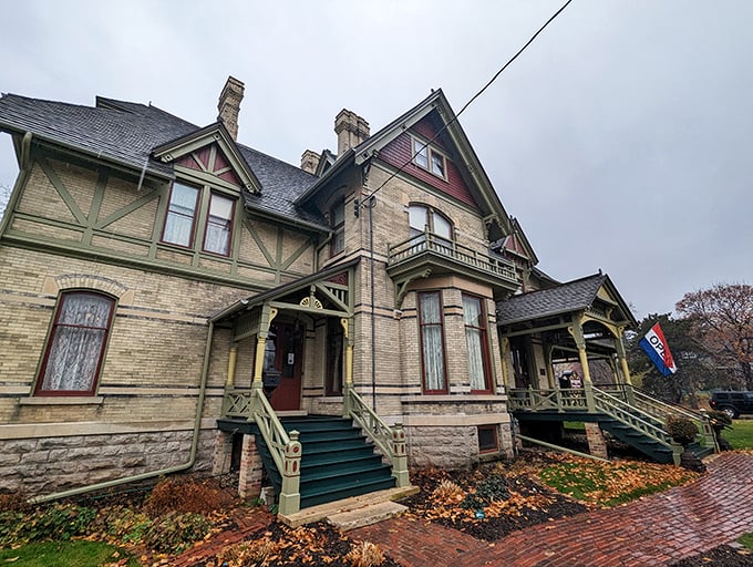 Hearthstone: Where Victorian charm meets sci-fi! This house was lit before it was cool, thanks to Edison's bright ideas.