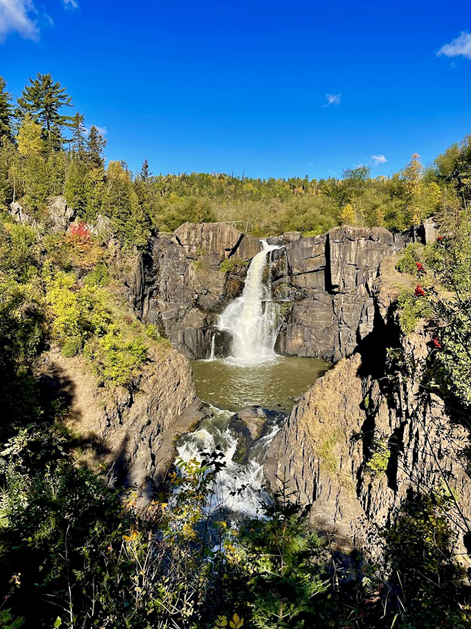 Talk about a grand entrance! High Falls is like nature's red carpet moment &ndash; 120 feet of pure, unadulterated showmanship.