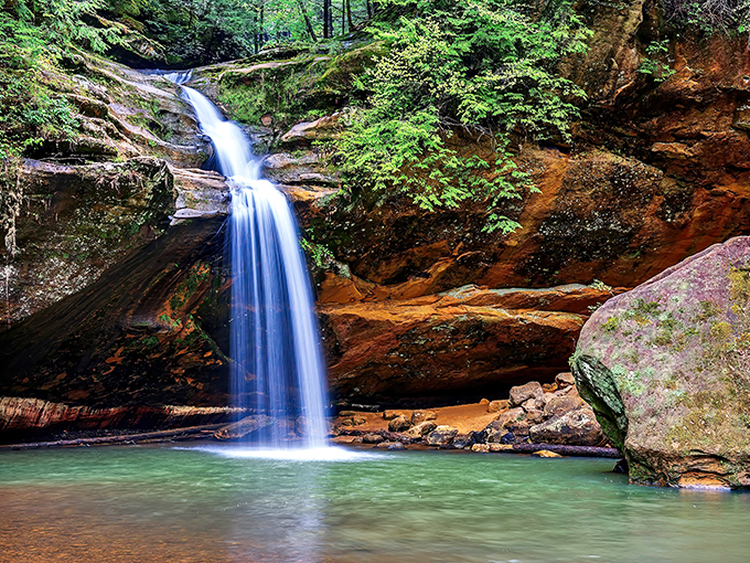 Rock formations that could give the Grand Canyon an inferiority complex. Nature's sculpture garden at its finest!