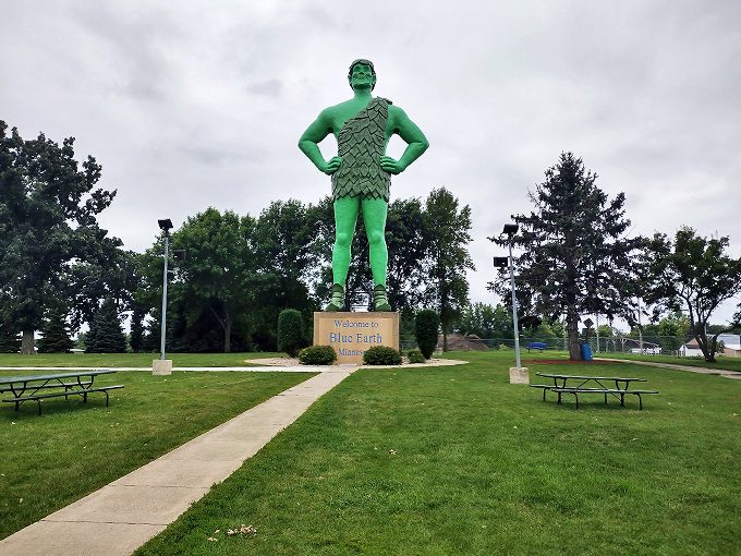 Holy guacamole! Blue Earth's Jolly Green Giant towers over mere mortals, making us all feel like peas in his pod.