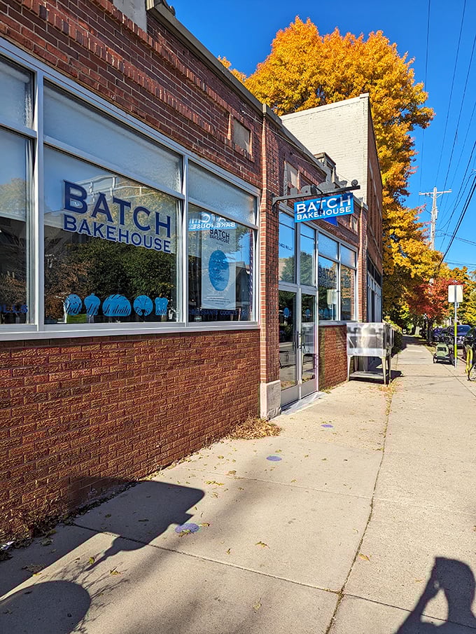 Autumn leaves got nothing on this place. Step into a world where 'rolling in dough' is a baker's art form.