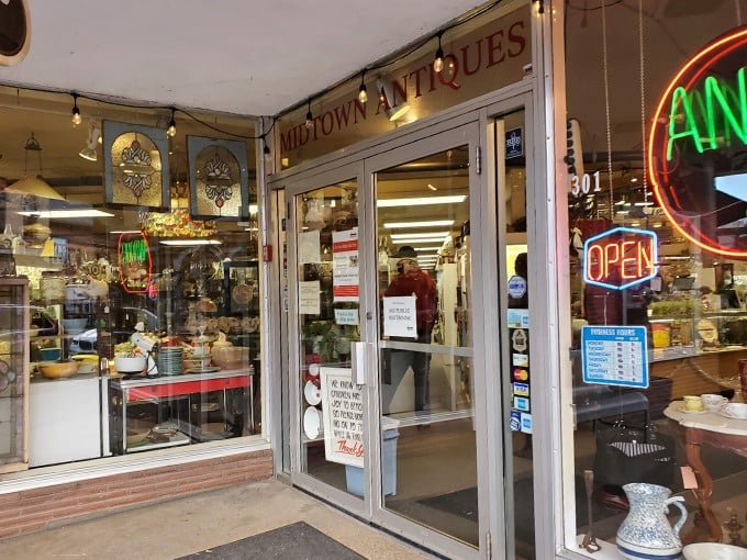 From art deco to disco, Midtown's got it all. It's like raiding your cool aunt's closet, if your aunt collected everything since 1920. Photo credit: Annie Vardo