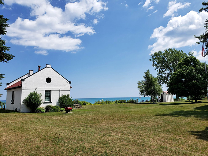 Wind Point's elegant silhouette could make even the Eiffel Tower jealous. This 1880 charmer puts on a sunset show rivaling Broadway. 