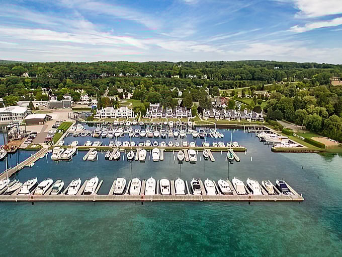 Boat enthusiasts, prepare to swoon! This marina is so pristine, you'd think the yachts were auditioning for a nautical version of "America's Next Top Model."