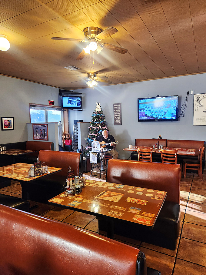It's beginning to look a lot like breakfast! This cozy corner, complete with a Christmas tree, proves that at 5th Avenue Cafe, every meal feels like a holiday celebration. Photo credit: Jim M