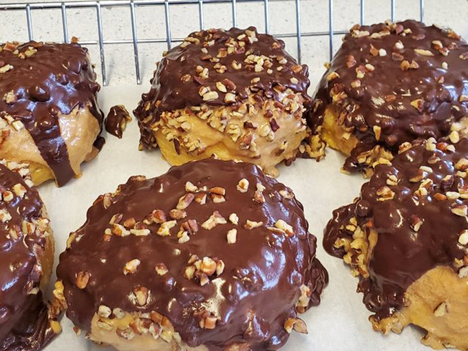 Pecans, chocolate, and caramel unite in perfect harmony &ndash; like a dessert version of The Three Tenors, but sweeter.