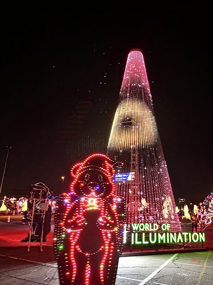 Who says you can't grow Christmas trees in the desert? These luminous conifers are proof that with enough imagination (and electricity), anything's possible!