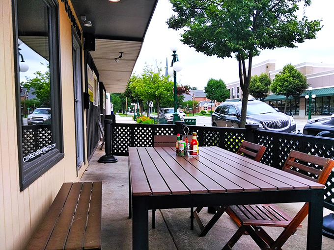 Al fresco dining with a side of small-town charm. The perfect spot to people-watch and sip away a lazy afternoon.