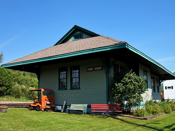 Fort Kent's blockhouse: Proving that even in the 1800s, real estate was all about location, location, location!